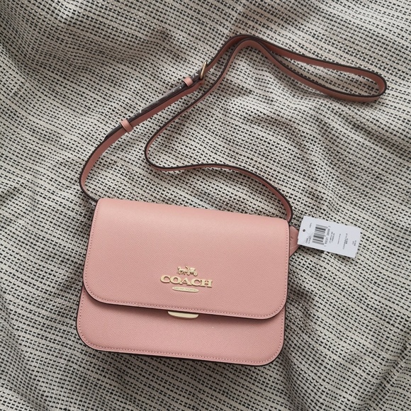 Coach | Bags | New Coach Brynn Flap Crossbody C5632 Goldshell Pink 35 ...